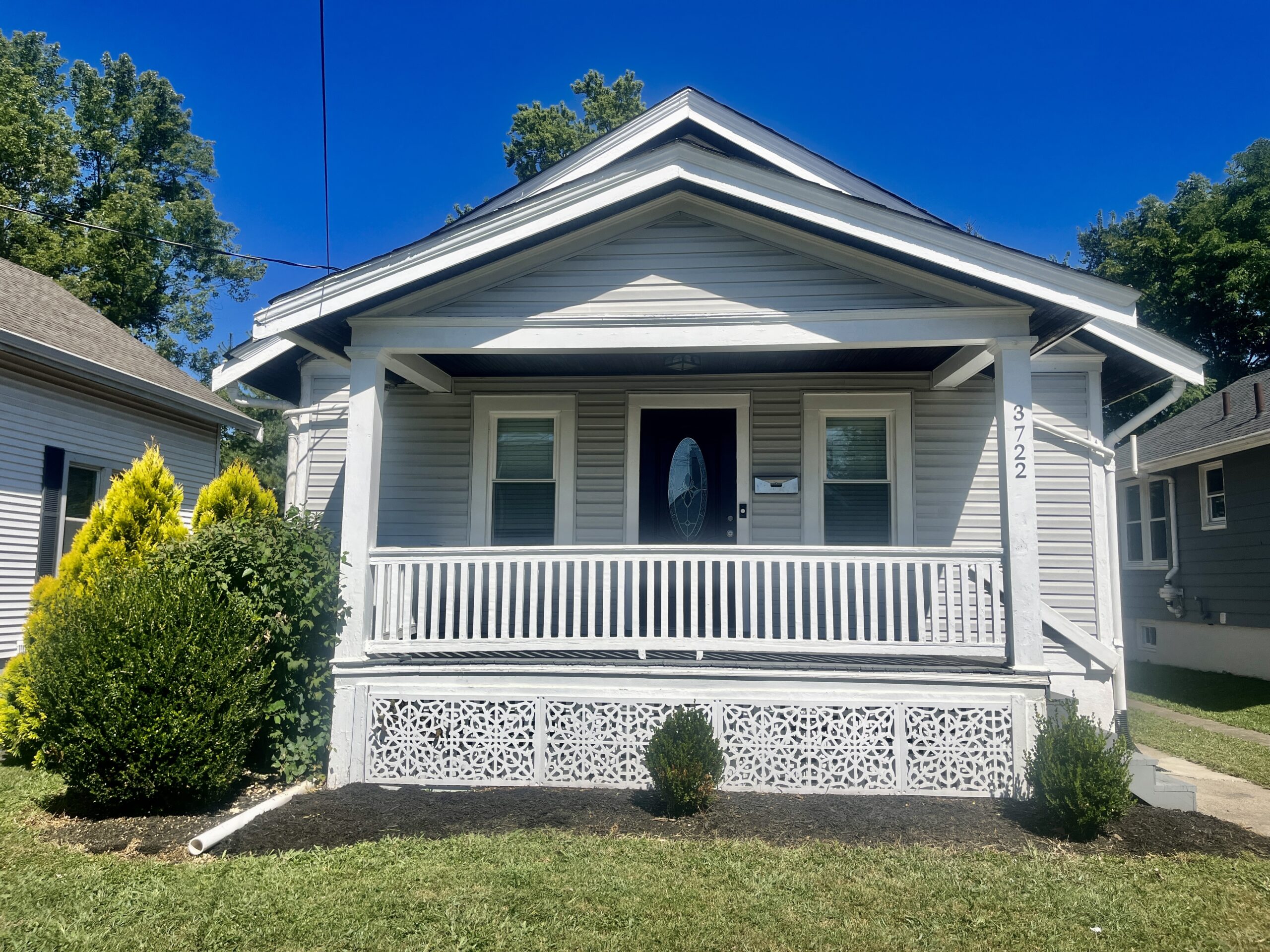 JUST SOLD! 3722 Watterson Rd - Drew & Ingrid Group